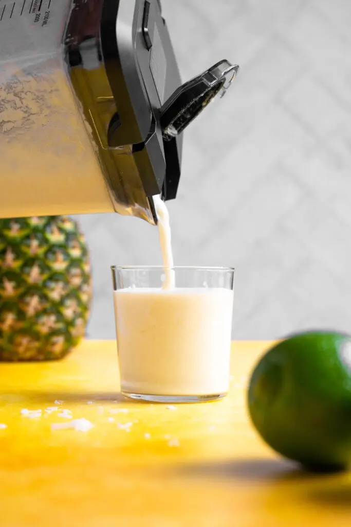 10-Minute Piña Colada Recipe (A Classic Puerto Rican Cocktail)