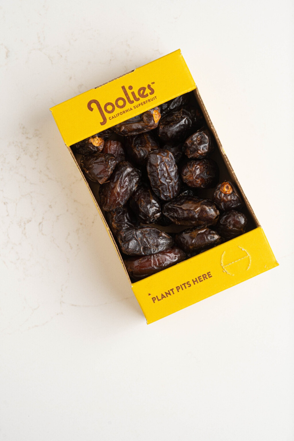 Date Syrup (1 Ingredient) | Salima's Kitchen