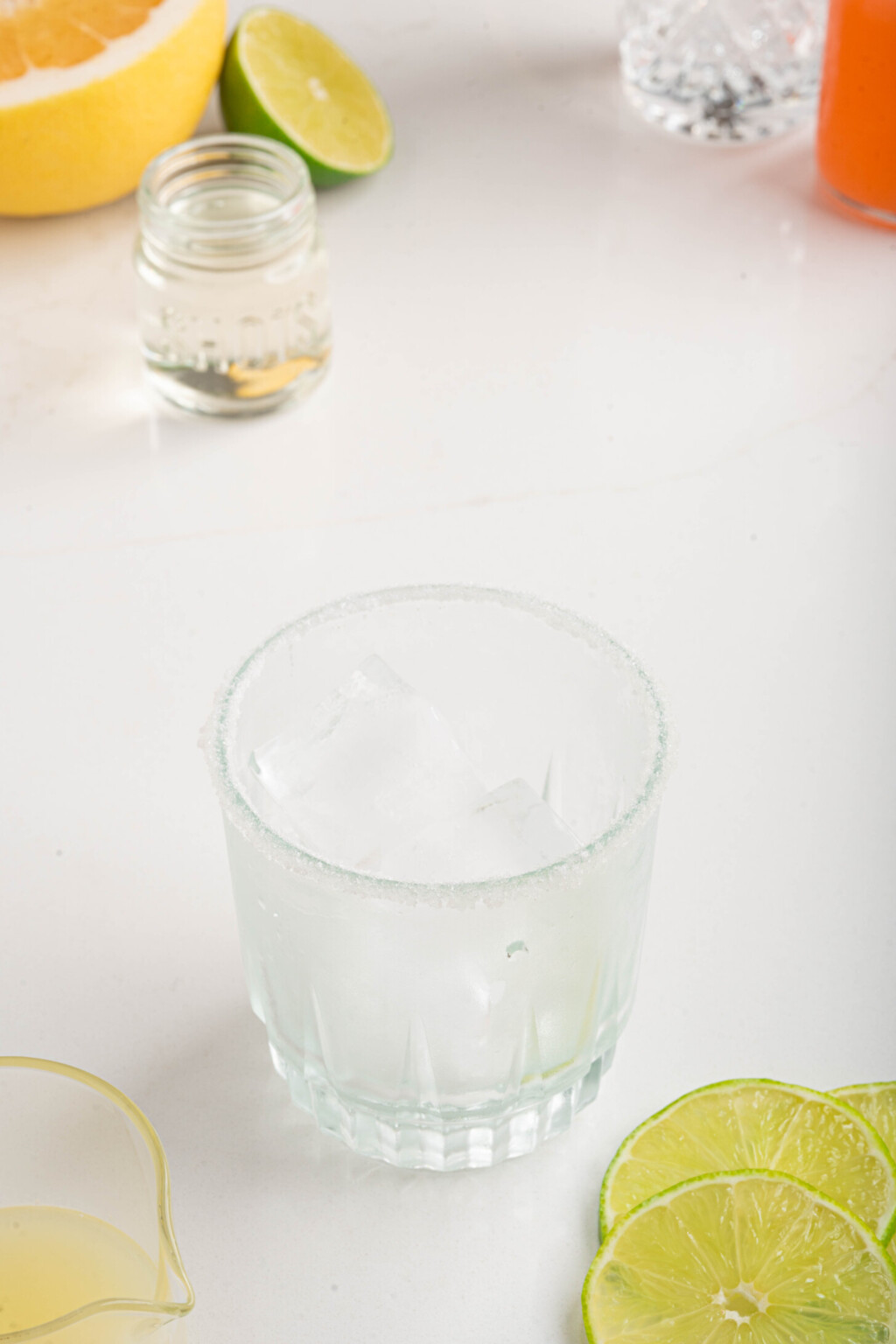 5 Ingredient Paloma (Tequila Grapefruit Cocktail) | Salima's Kitchen