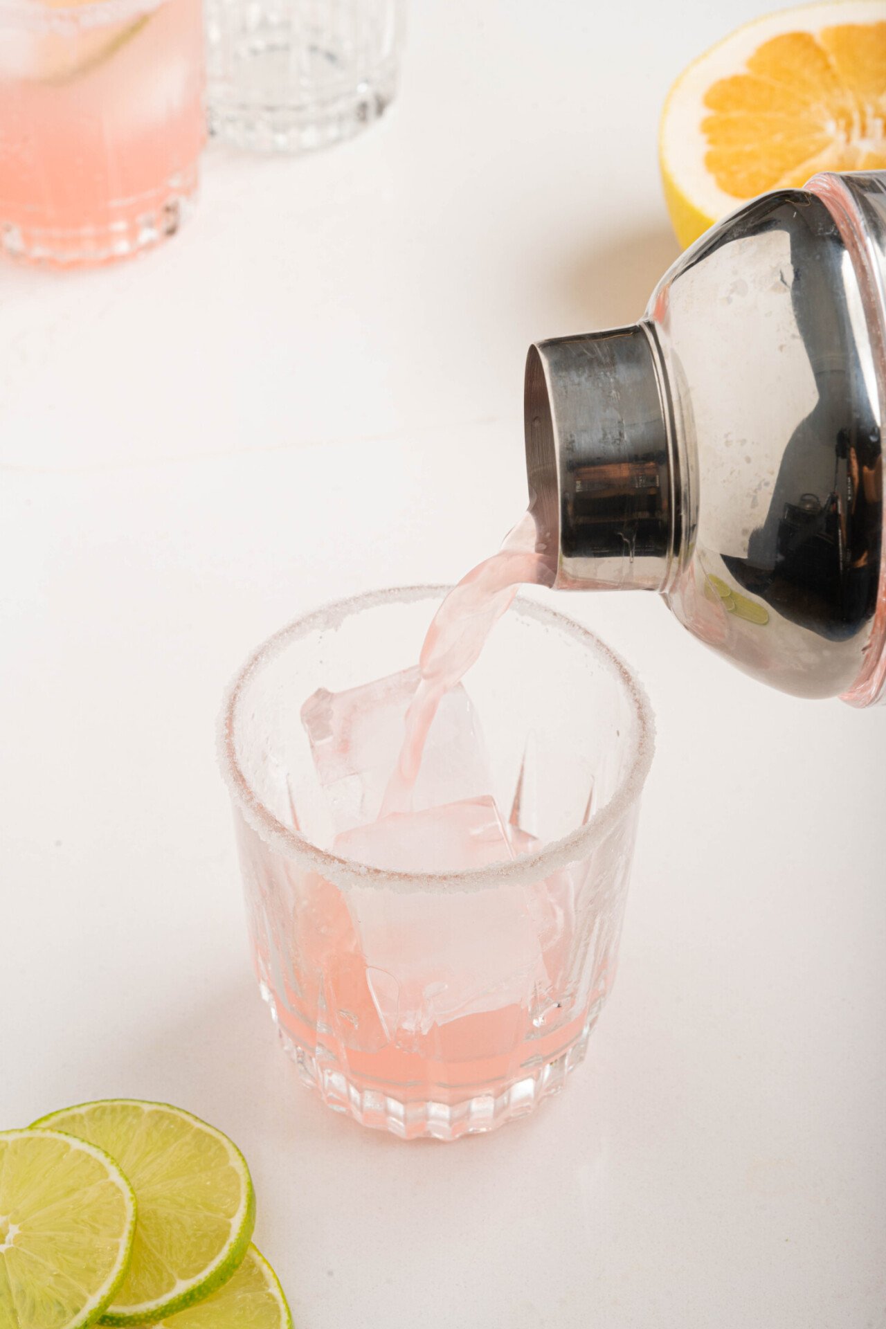5 Ingredient Paloma (Tequila Grapefruit Cocktail) | Salima's Kitchen