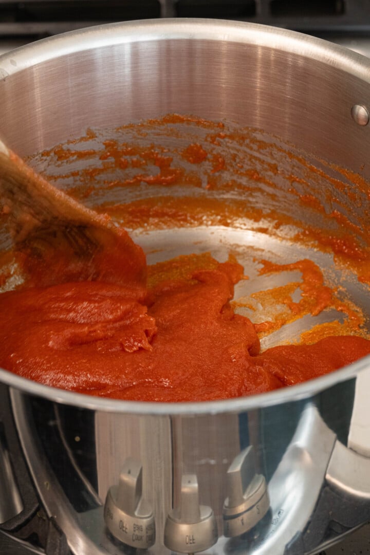 Homemade Guava Paste (4 Ingredients) | Salima's Kitchen