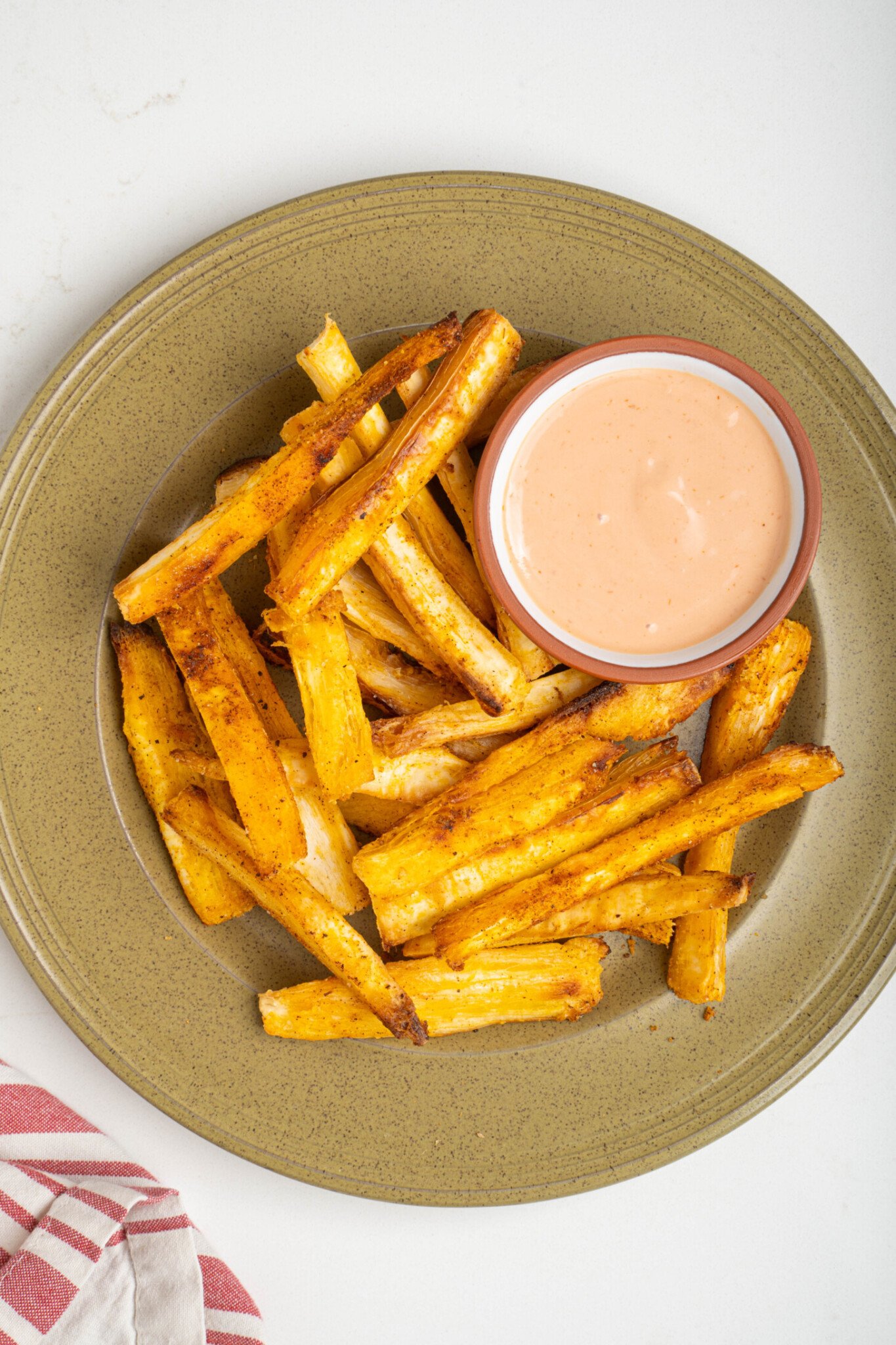 Crispy Baked 3 Ingredient Yuca Fries (Cassava Fries) | Salima's Kitchen