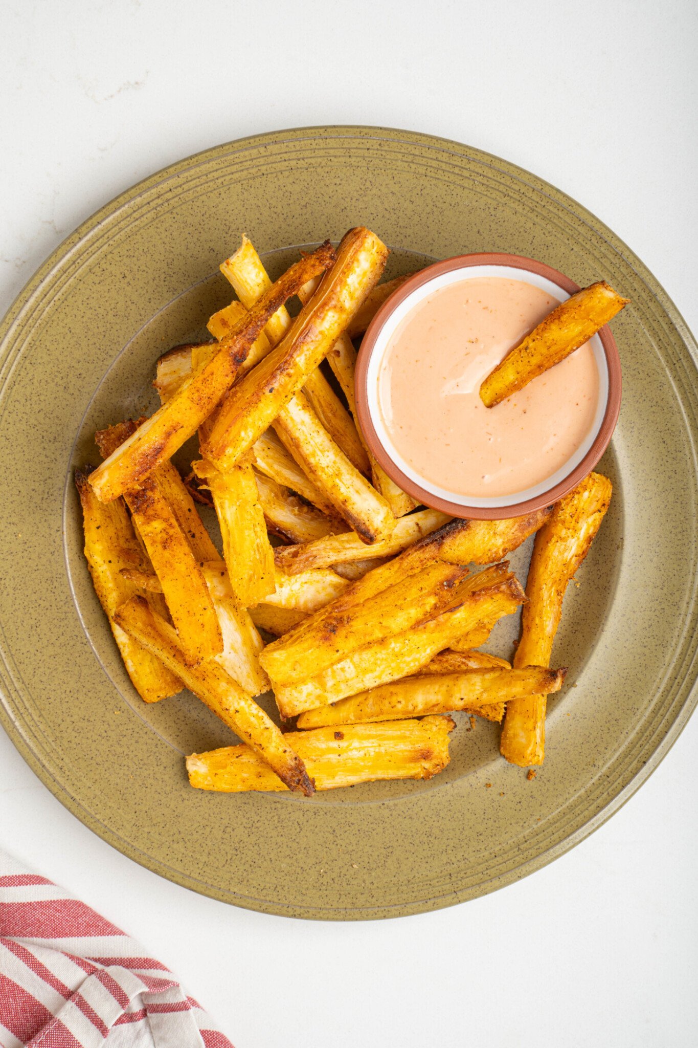 Crispy Baked 3 Ingredient Yuca Fries (Cassava Fries) | Salima's Kitchen